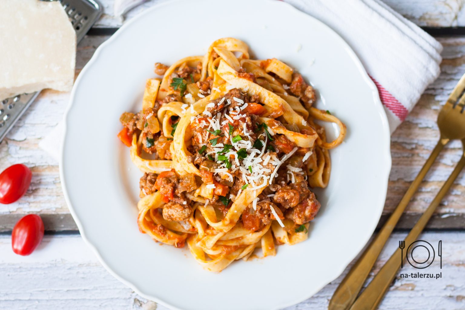 Bolognese - oryginalny przepis na sos boloński