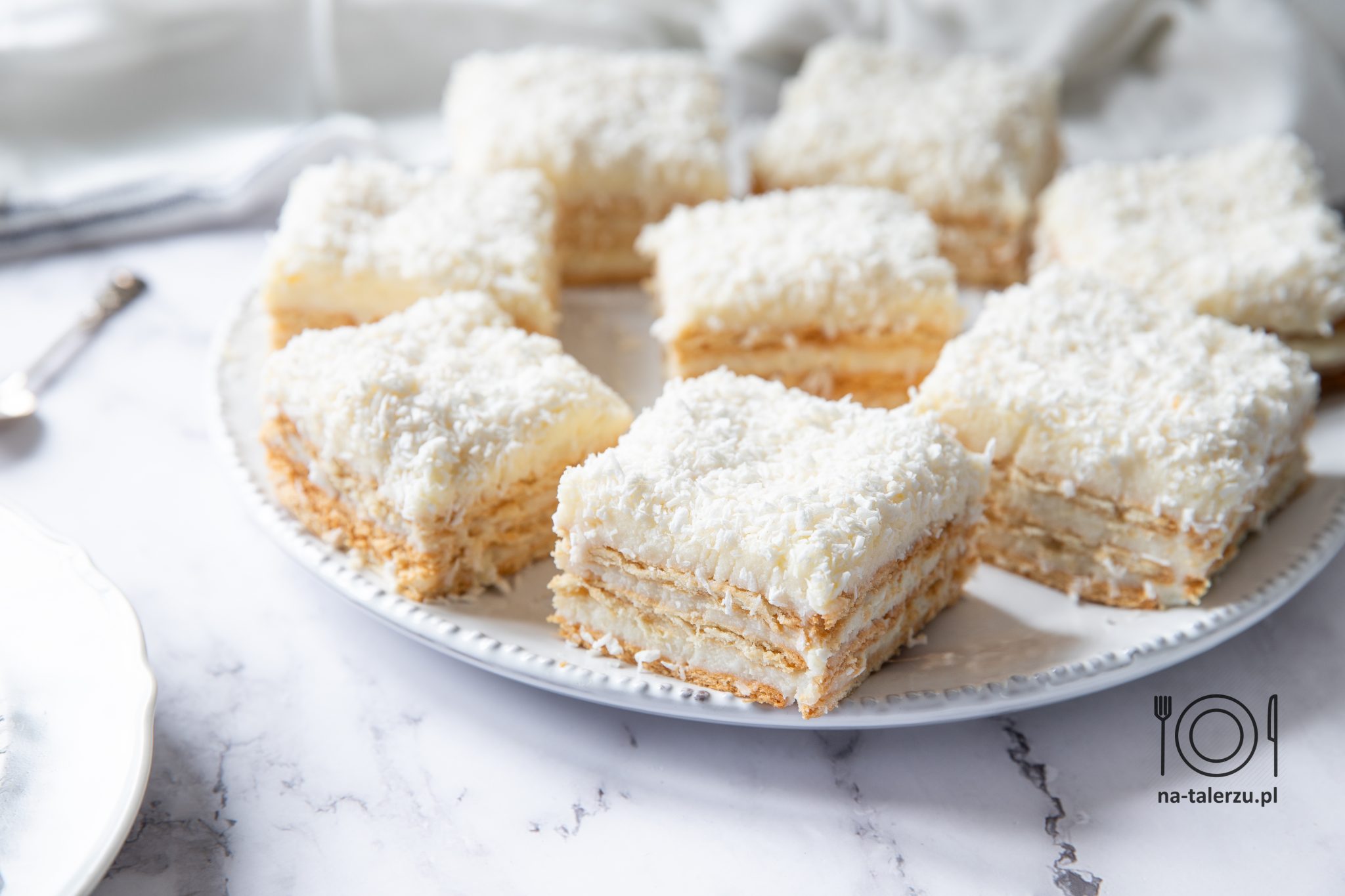 Ciasto rafaello bez pieczenia - najprostszy przepis - Na-talerzu.pl
